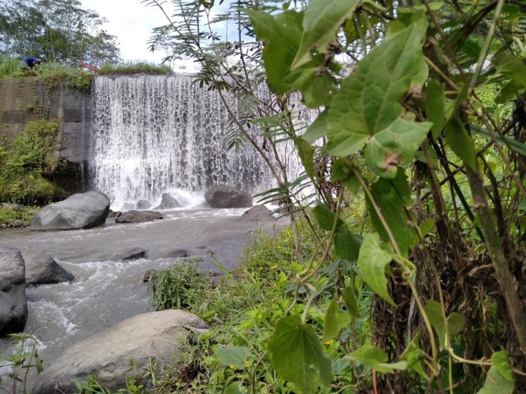 Grojogan Watu Purbo | Foto, Lokasi, Rute, Harga Tiket, & Fasilitas ...